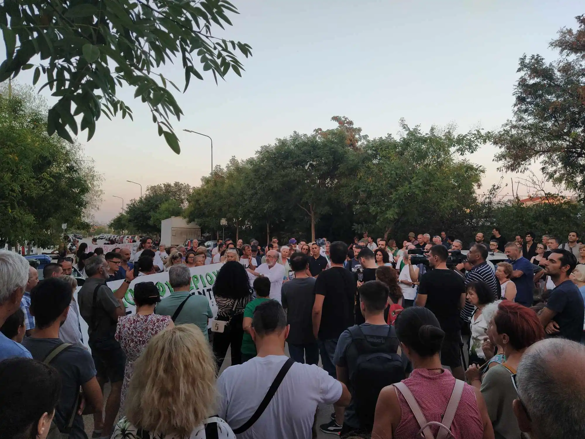 Προσαγωγές 15 ατόμων στην Αλεξανδρούπολη για το Άλσος Φυτωρίου - ΜΕΘΟΡΙΟΣ
